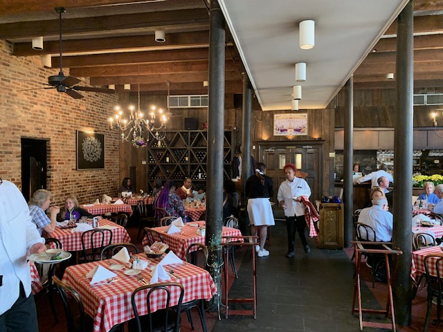 The Bon Ton Of New Orleans – JONATHAN TURLEY