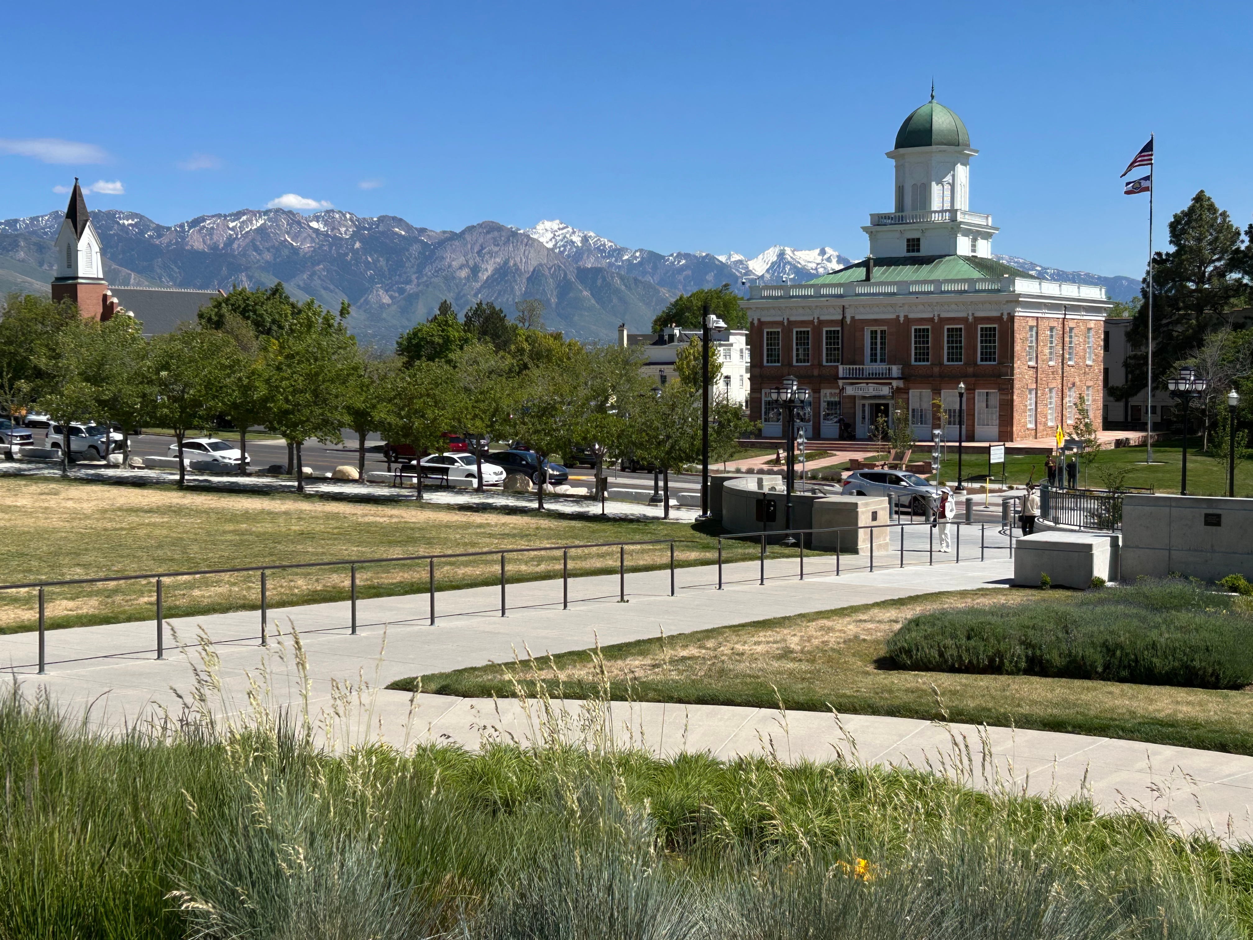 A Springtime Stroll Through Salt Lake City – JONATHAN TURLEY